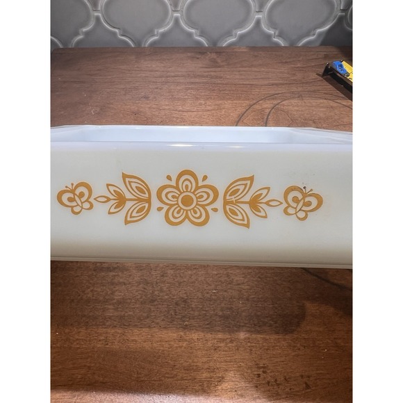 Pyrex | Kitchen | Vintage Pyrex Gold Butterfly Square Brownie Pan 922 ...